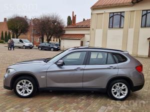 Pelēks BMW X1 2010 Bauska, ar dzinēja tilpumu 2.00 L un nobraukumu 321 tūkst. km par 6250 €, foto 5 vietnē AUTOMOTO.COM.LV