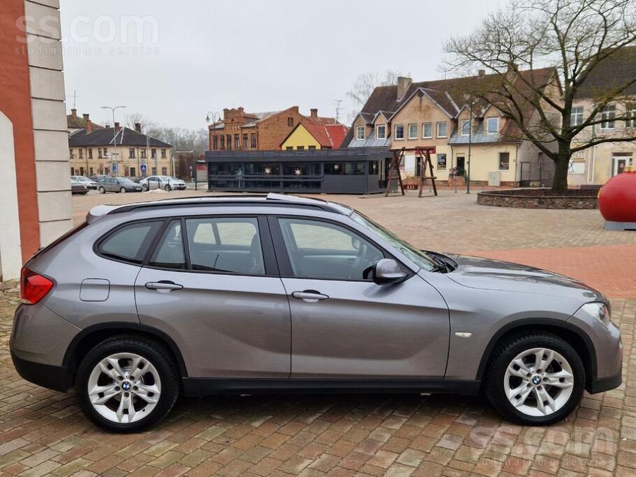 Pelēks BMW X1 2010 Bauska, ar dzinēja tilpumu 2.00 L un nobraukumu 321 tūkst. km par 6250 €, foto 9 vietnē AUTOMOTO.COM.LV