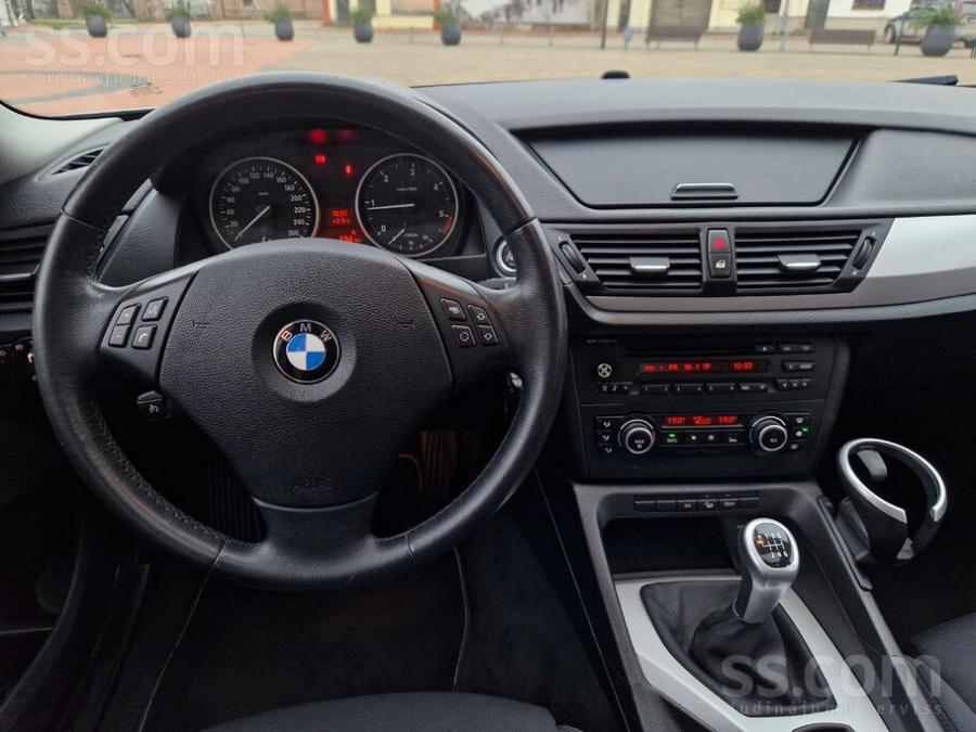 Pelēks BMW X1 2010 Bauska, ar dzinēja tilpumu 2.00 L un nobraukumu 321 tūkst. km par 6250 €, foto 12 vietnē AUTOMOTO.COM.LV