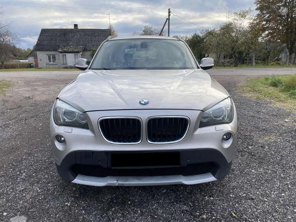 Pelēks BMW X1 2010 Ukmergė, ar dzinēja tilpumu 2.00 L un nobraukumu 242 tūkst. km par 4100 €, foto 2 vietnē AUTOMOTO.COM.LV