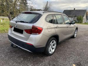 Pelēks BMW X1 2010 Ukmergė, ar dzinēja tilpumu 2.00 L un nobraukumu 242 tūkst. km par 4100 €, foto 5 vietnē AUTOMOTO.COM.LV