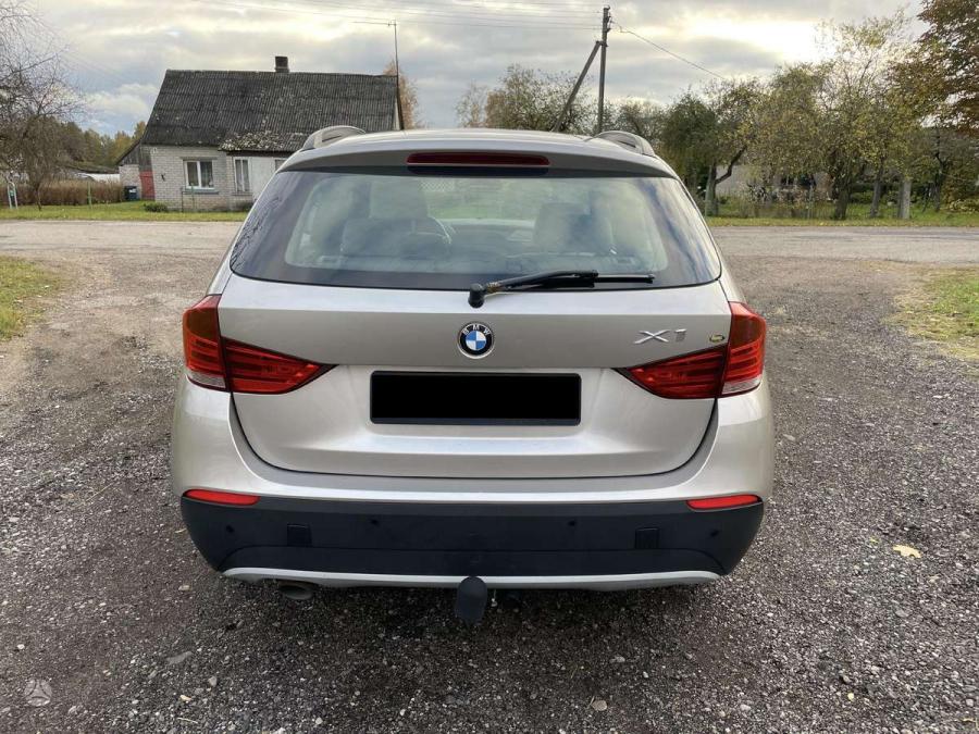 Pelēks BMW X1 2010 Ukmergė, ar dzinēja tilpumu 2.00 L un nobraukumu 242 tūkst. km par 4100 €, foto 6 vietnē AUTOMOTO.COM.LV