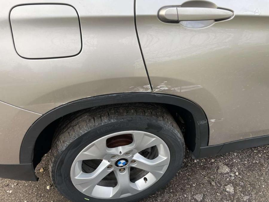 Pelēks BMW X1 2010 Ukmergė, ar dzinēja tilpumu 2.00 L un nobraukumu 242 tūkst. km par 4100 €, foto 17 vietnē AUTOMOTO.COM.LV