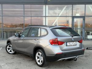 Pelēks BMW X1 2010 Panevēža, ar dzinēja tilpumu 2.00 L un nobraukumu 291 tūkst. km par 4800 €, foto 9 vietnē AUTOMOTO.COM.LV