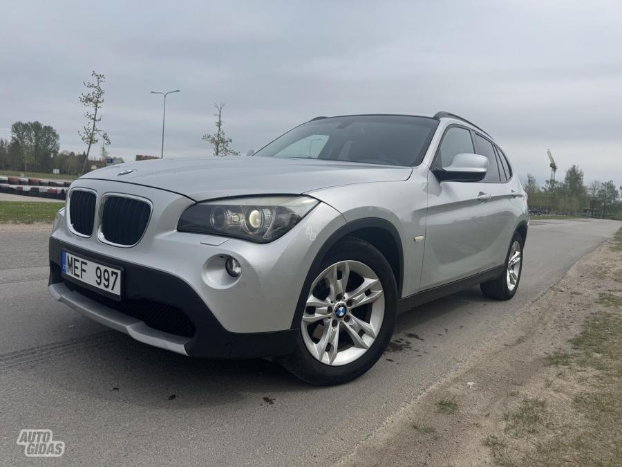 Pelēks BMW X1 2010 Mažeikiai, ar dzinēja tilpumu 2.00 L un nobraukumu 306 tūkst. km par 5500 €, foto 1 vietnē AUTOMOTO.COM.LV