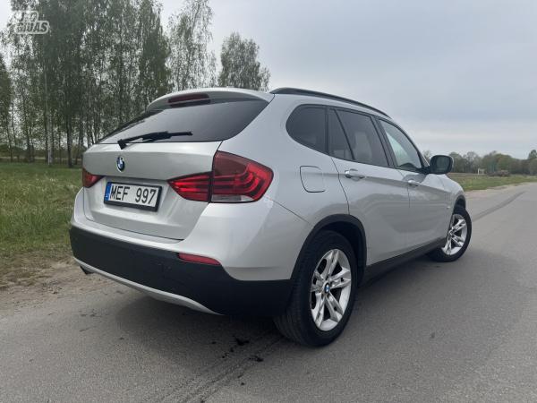Grey BMW X1 2010 in Mazeikiai, with an engine capacity of 2.00 L and mileage of 306 thousand km for 5500 €, photo 3 on AUTOMOTO.COM.LV
