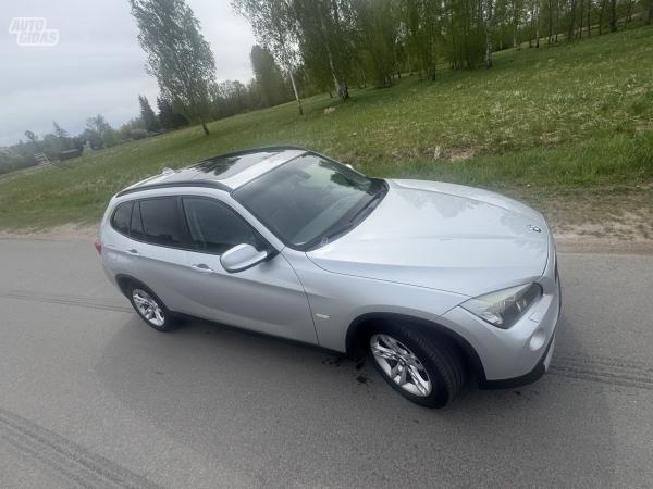 Grey BMW X1 2010 in Mazeikiai, with an engine capacity of 2.00 L and mileage of 306 thousand km for 5500 €, photo 6 on AUTOMOTO.COM.LV