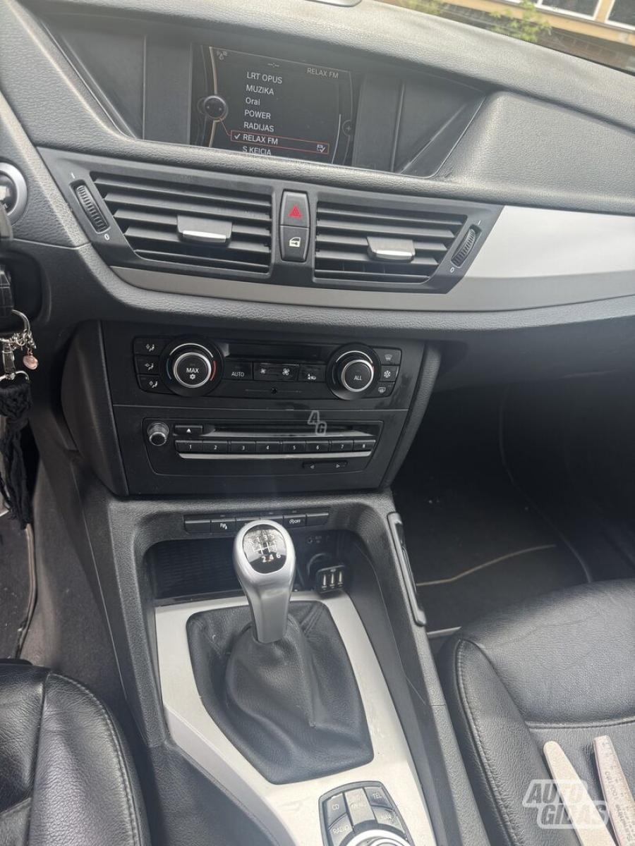 Pelēks BMW X1 2010 Mažeikiai, ar dzinēja tilpumu 2.00 L un nobraukumu 306 tūkst. km par 5500 €, foto 9 vietnē AUTOMOTO.COM.LV