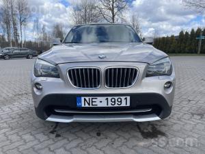 Pelēks BMW X1 2010 Valmiera, ar dzinēja tilpumu 2.00 L un nobraukumu 356 tūkst. km par 7800 €, foto 3 vietnē AUTOMOTO.COM.LV