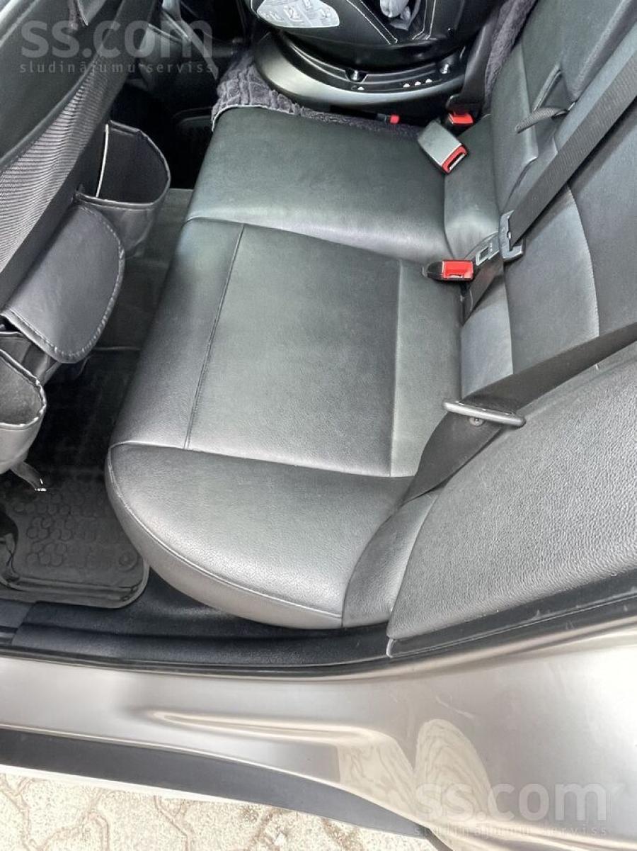 Pelēks BMW X1 2010 Valmiera, ar dzinēja tilpumu 2.00 L un nobraukumu 356 tūkst. km par 7800 €, foto 12 vietnē AUTOMOTO.COM.LV