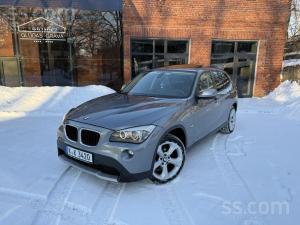 Grey BMW X1 2010 in Cesis, with an engine capacity of 2.00 L and mileage of 270 thousand km for 7950 €, photo  on AUTOMOTO.COM.LV