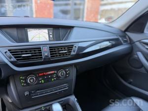 Серый БМВ Х1 2010 в Цесис, объемом двигателя 2.00 л и пробегом 270 тыс. км за 7950 €, фото 16 на AUTOMOTO.COM.LV