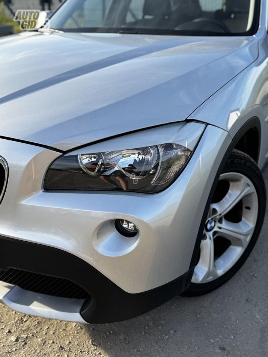 Pelēks BMW X1 2010 Klaipėda, ar dzinēja tilpumu 2.00 L un nobraukumu 260 tūkst. km par 4350 €, foto 4 vietnē AUTOMOTO.COM.LV