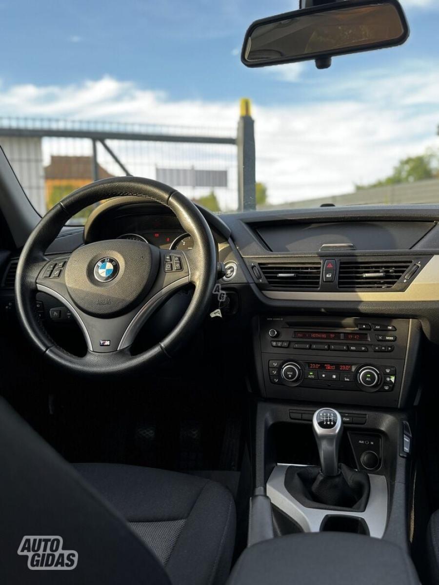 Pelēks BMW X1 2010 Klaipėda, ar dzinēja tilpumu 2.00 L un nobraukumu 260 tūkst. km par 4350 €, foto 13 vietnē AUTOMOTO.COM.LV