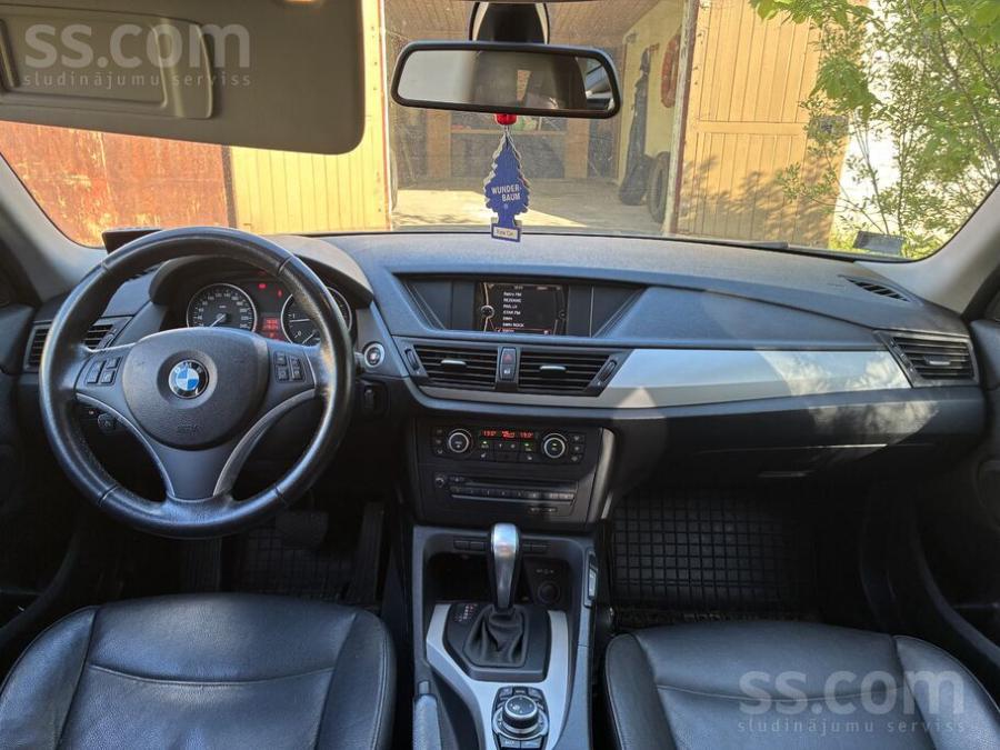 Pelēks BMW X1 2010 Rēzekne, ar dzinēja tilpumu 2.00 L un nobraukumu 275 tūkst. km par 6300 €, foto 4 vietnē AUTOMOTO.COM.LV