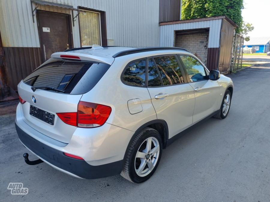 Pelēks BMW X1 2010 Pakruojis, ar dzinēja tilpumu 2.00 L un nobraukumu 263 tūkst. km par 4900 €, foto 9 vietnē AUTOMOTO.COM.LV