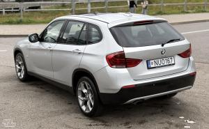 Pelēks BMW X1 2010 Viļņa, ar dzinēja tilpumu 2.00 L un nobraukumu 300 tūkst. km par 6500 €, foto 5 vietnē AUTOMOTO.COM.LV