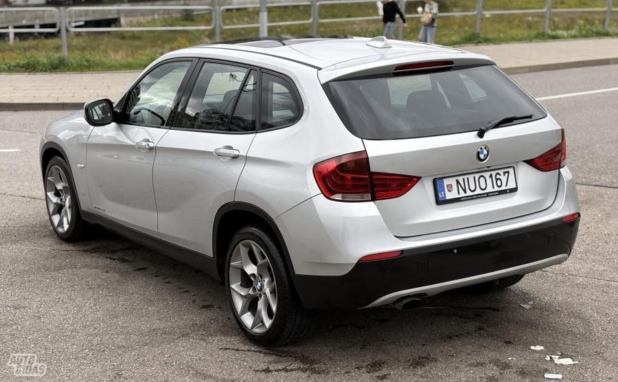 Pelēks BMW X1 2010 Viļņa, ar dzinēja tilpumu 2.00 L un nobraukumu 300 tūkst. km par 6500 €, foto 5 vietnē AUTOMOTO.COM.LV