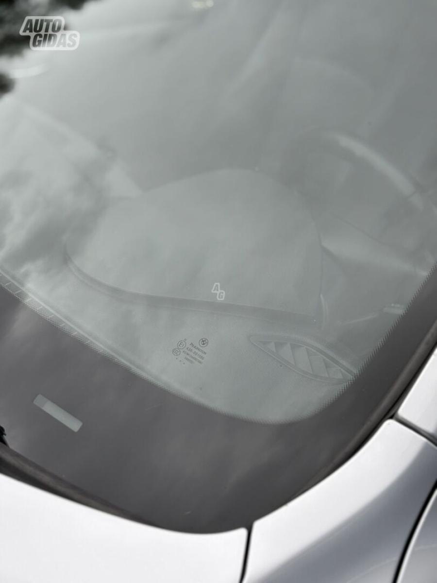 Pelēks BMW X1 2010 Viļņa, ar dzinēja tilpumu 2.00 L un nobraukumu 300 tūkst. km par 6500 €, foto 13 vietnē AUTOMOTO.COM.LV