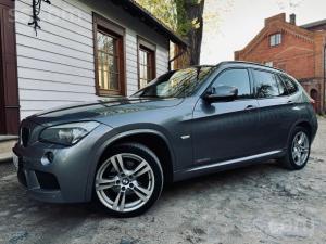 Grey BMW X1 2011 in Cesis, with an engine capacity of 2.00 L and mileage of 0 thousand km for 7850 €, photo 4 on AUTOMOTO.COM.LV