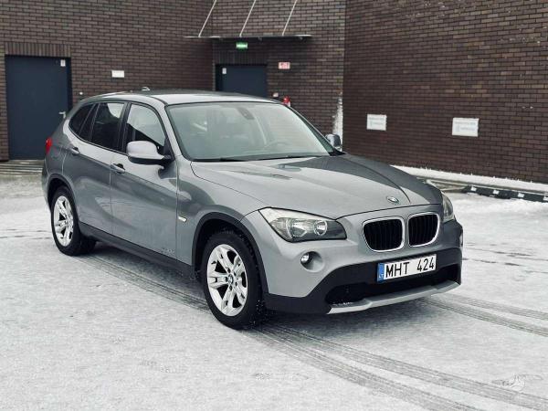 Pelēks BMW X1 2011 Viļņa, ar dzinēja tilpumu 2.00 L un nobraukumu 310 tūkst. km par 6000 €, foto 1 vietnē AUTOMOTO.COM.LV