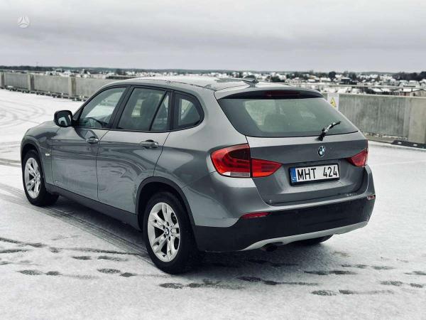 Pelēks BMW X1 2011 Viļņa, ar dzinēja tilpumu 2.00 L un nobraukumu 310 tūkst. km par 6000 €, foto 6 vietnē AUTOMOTO.COM.LV