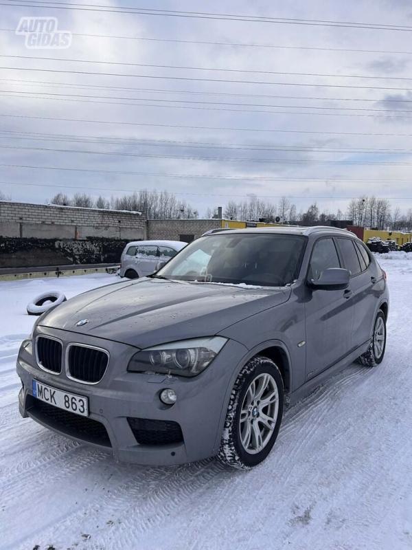 Pelēks BMW X1 2011 Kauņa, ar dzinēja tilpumu 2.00 L un nobraukumu 275 tūkst. km par 8750 €, foto 1 vietnē AUTOMOTO.COM.LV