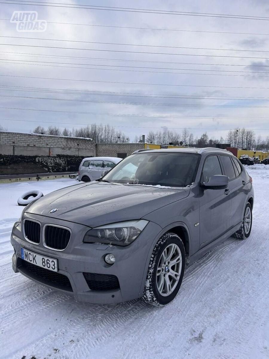 Grey BMW X1 2011 in Kaunas, with an engine capacity of 2.00 L and mileage of 275 thousand km for 8750 €, photo 1 on AUTOMOTO.COM.LV