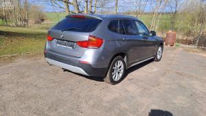 Grey BMW X1 2011 in Vilnius, with an engine capacity of 2.00 L and mileage of 281 thousand km for 5950 €, photo 6 on AUTOMOTO.COM.LV