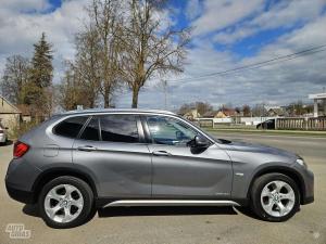 Pelēks BMW X1 2011 Šauļi, ar dzinēja tilpumu 2.00 L un nobraukumu 259 tūkst. km par 6750 €, foto 11 vietnē AUTOMOTO.COM.LV