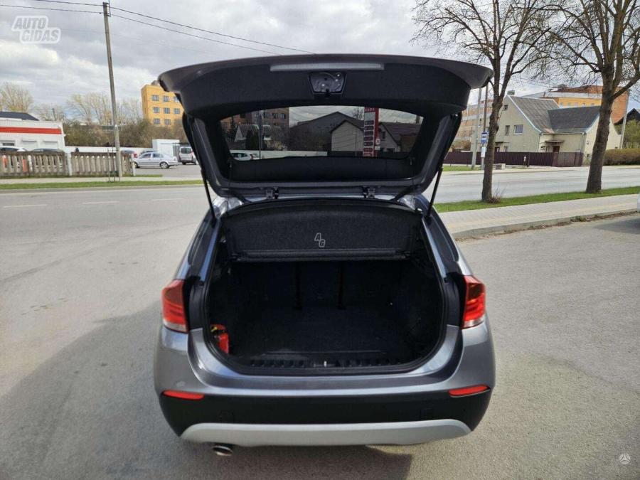 Pelēks BMW X1 2011 Šauļi, ar dzinēja tilpumu 2.00 L un nobraukumu 259 tūkst. km par 6750 €, foto 14 vietnē AUTOMOTO.COM.LV