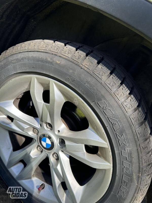 Grey BMW X1 2011 in Silute, with an engine capacity of 2.00 L and mileage of 398 thousand km for 6300 €, photo 7 on AUTOMOTO.COM.LV