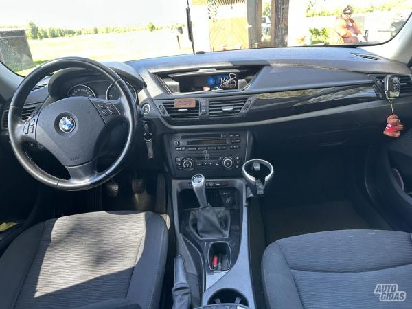 Grey BMW X1 2011 in Silute, with an engine capacity of 2.00 L and mileage of 398 thousand km for 6300 €, photo 9 on AUTOMOTO.COM.LV
