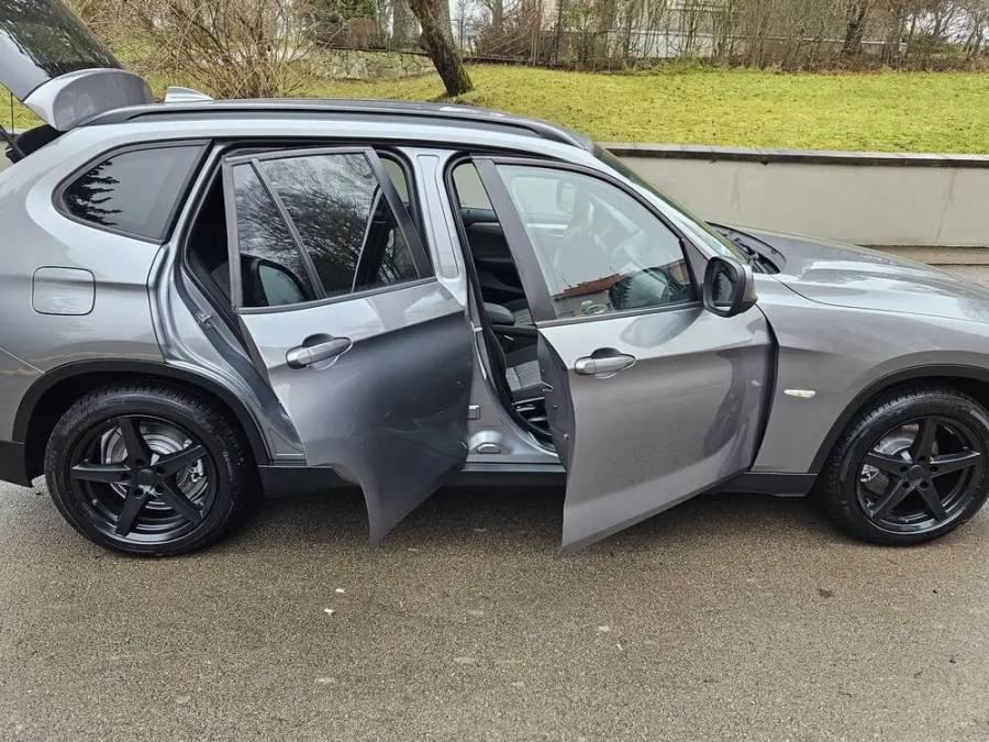 Pelēks BMW X1 2011 Jēkabpils, ar dzinēja tilpumu 2.00 L un nobraukumu 0 tūkst. km par 7350 €, foto 9 vietnē AUTOMOTO.COM.LV