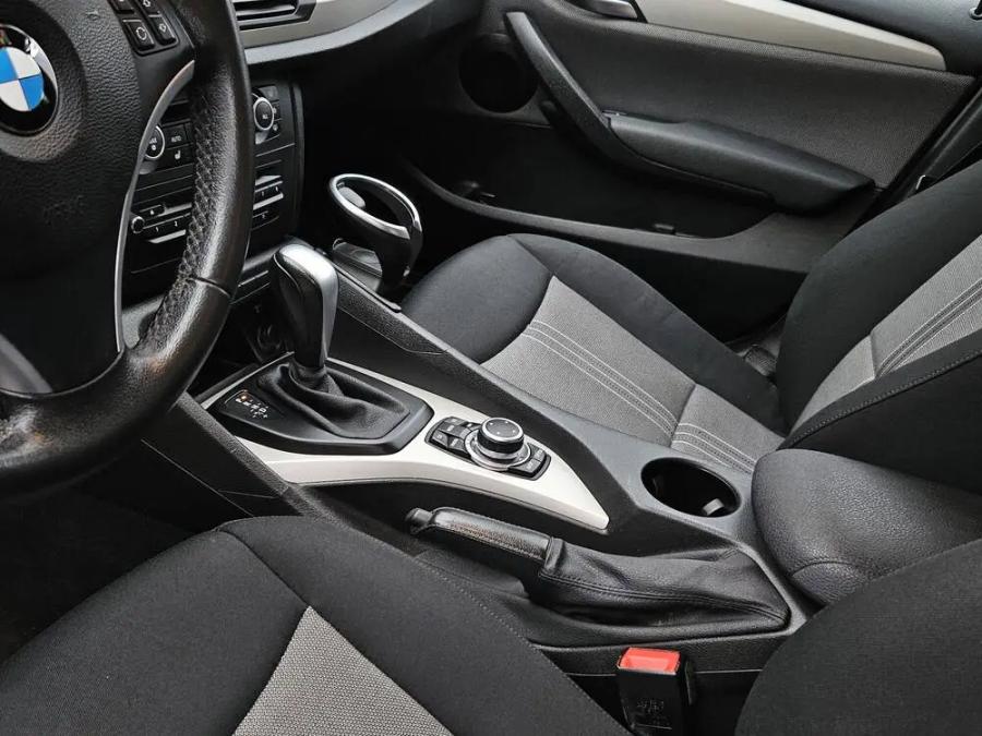 Pelēks BMW X1 2011 Jēkabpils, ar dzinēja tilpumu 2.00 L un nobraukumu 0 tūkst. km par 7350 €, foto 14 vietnē AUTOMOTO.COM.LV