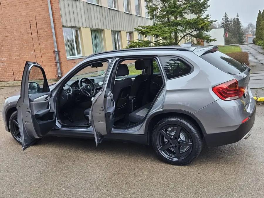 Pelēks BMW X1 2011 Jēkabpils, ar dzinēja tilpumu 2.00 L un nobraukumu 0 tūkst. km par 7350 €, foto 15 vietnē AUTOMOTO.COM.LV