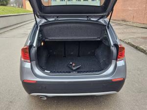 Pelēks BMW X1 2011 Jēkabpils, ar dzinēja tilpumu 2.00 L un nobraukumu 0 tūkst. km par 7350 €, foto 16 vietnē AUTOMOTO.COM.LV
