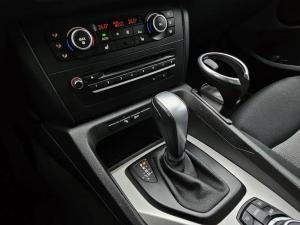 Pelēks BMW X1 2011 Jēkabpils, ar dzinēja tilpumu 2.00 L un nobraukumu 0 tūkst. km par 7350 €, foto 23 vietnē AUTOMOTO.COM.LV