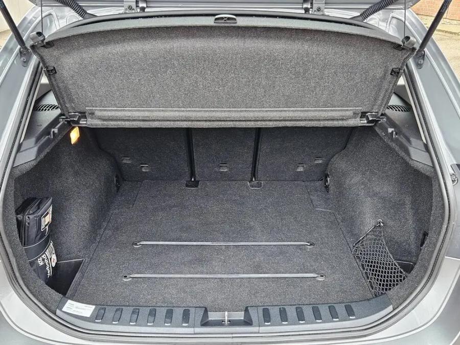 Grey BMW X1 2011 in Jekabpils, with an engine capacity of 2.00 L and mileage of 243 thousand km for 6990 €, photo 17 on AUTOMOTO.COM.LV