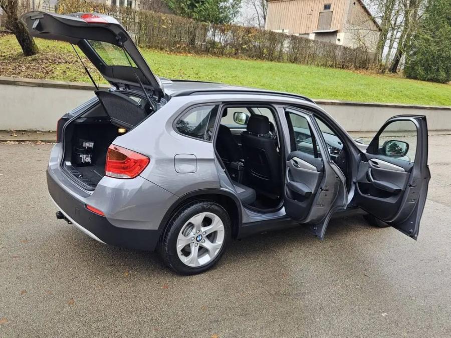 Grey BMW X1 2011 in Jekabpils, with an engine capacity of 2.00 L and mileage of 243 thousand km for 6990 €, photo 23 on AUTOMOTO.COM.LV