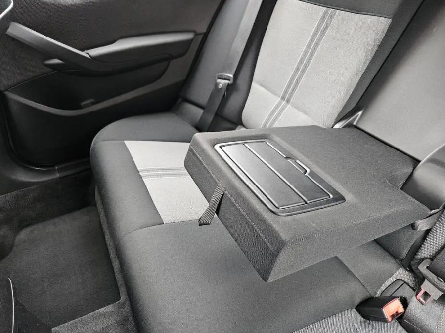 Grey BMW X1 2011 in Jekabpils, with an engine capacity of 2.00 L and mileage of 243 thousand km for 6990 €, photo 30 on AUTOMOTO.COM.LV