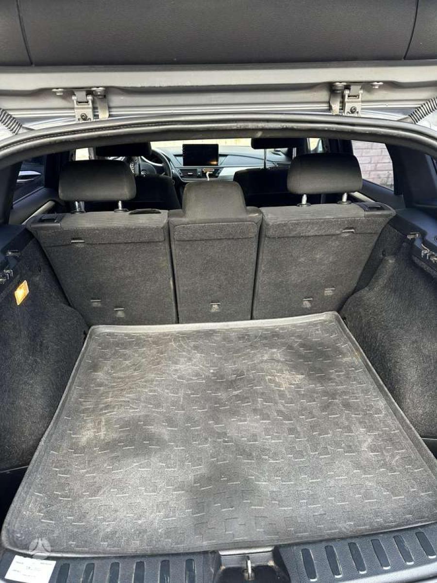 Grey BMW X1 2011 in Kaunas, with an engine capacity of 2.00 L and mileage of 308 thousand km for 5500 €, photo 11 on AUTOMOTO.COM.LV