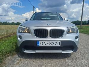 Grey BMW X1 2011 in Valmiera, with an engine capacity of 2.00 L and mileage of 199 thousand km for 7900 €, photo 13 on AUTOMOTO.COM.LV