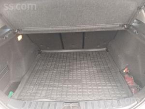 Grey BMW X1 2011 in Valmiera, with an engine capacity of 2.00 L and mileage of 199 thousand km for 7900 €, photo 15 on AUTOMOTO.COM.LV