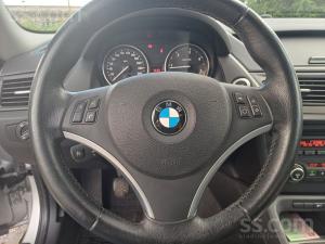 Grey BMW X1 2011 in Valmiera, with an engine capacity of 2.00 L and mileage of 199 thousand km for 7900 €, photo 22 on AUTOMOTO.COM.LV