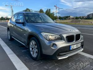 Pelēks BMW X1 2011 Rīga, ar dzinēja tilpumu 1.90 L un nobraukumu 218 tūkst. km par 6900 €, foto 4 vietnē AUTOMOTO.COM.LV