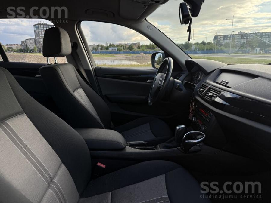 Pelēks BMW X1 2011 Rīga, ar dzinēja tilpumu 1.90 L un nobraukumu 218 tūkst. km par 6900 €, foto 7 vietnē AUTOMOTO.COM.LV