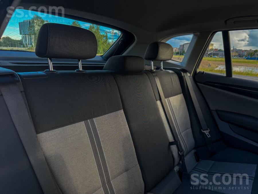 Pelēks BMW X1 2011 Rīga, ar dzinēja tilpumu 1.90 L un nobraukumu 218 tūkst. km par 6900 €, foto 9 vietnē AUTOMOTO.COM.LV