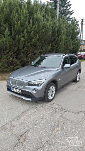 Grey BMW X1 2011 in Utena, with an engine capacity of 2.00 L and mileage of 191 thousand km for 5600 €, photo  on AUTOMOTO.COM.LV