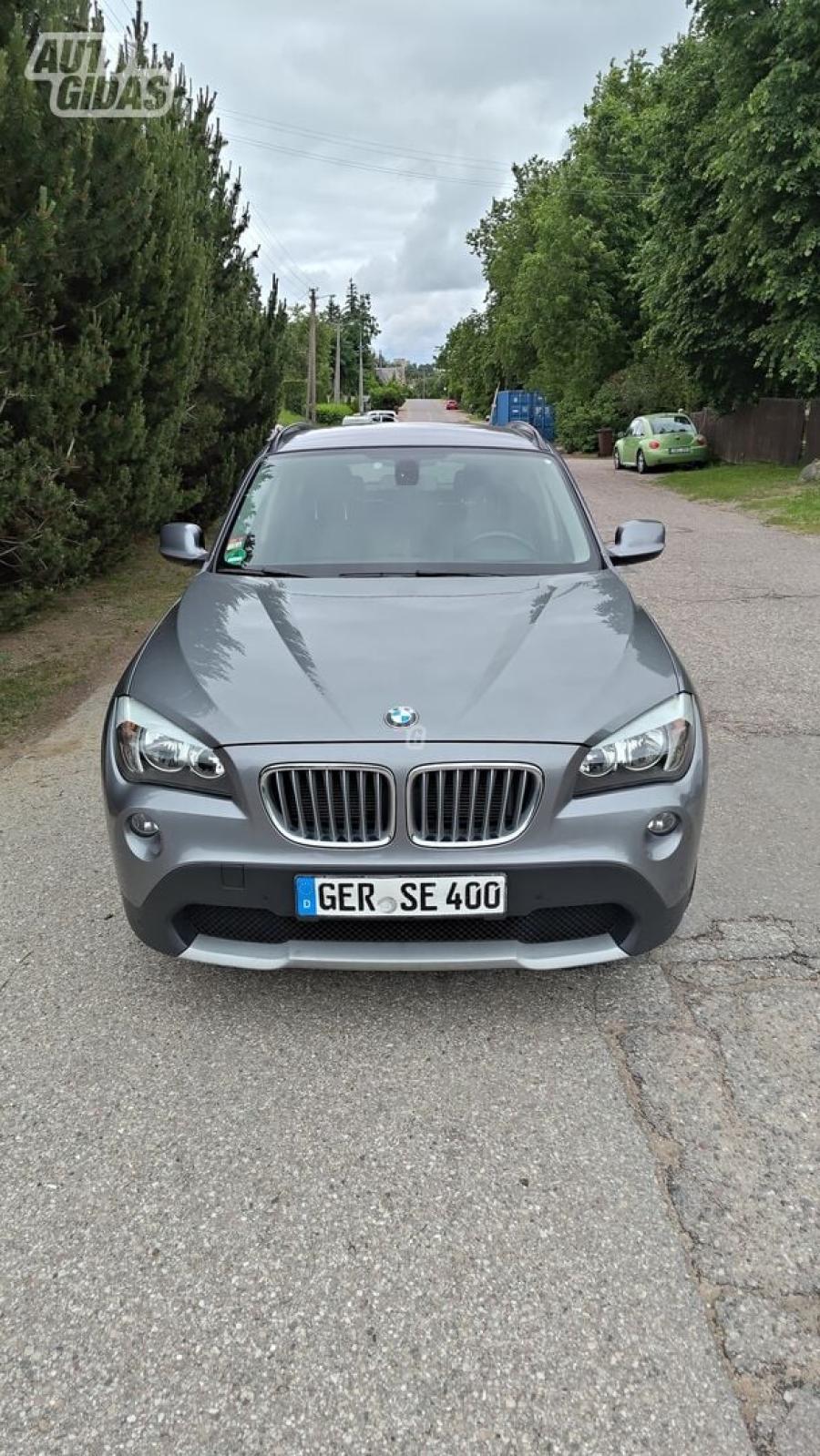 Grey BMW X1 2011 in Utena, with an engine capacity of 2.00 L and mileage of 191 thousand km for 5600 €, photo 3 on AUTOMOTO.COM.LV